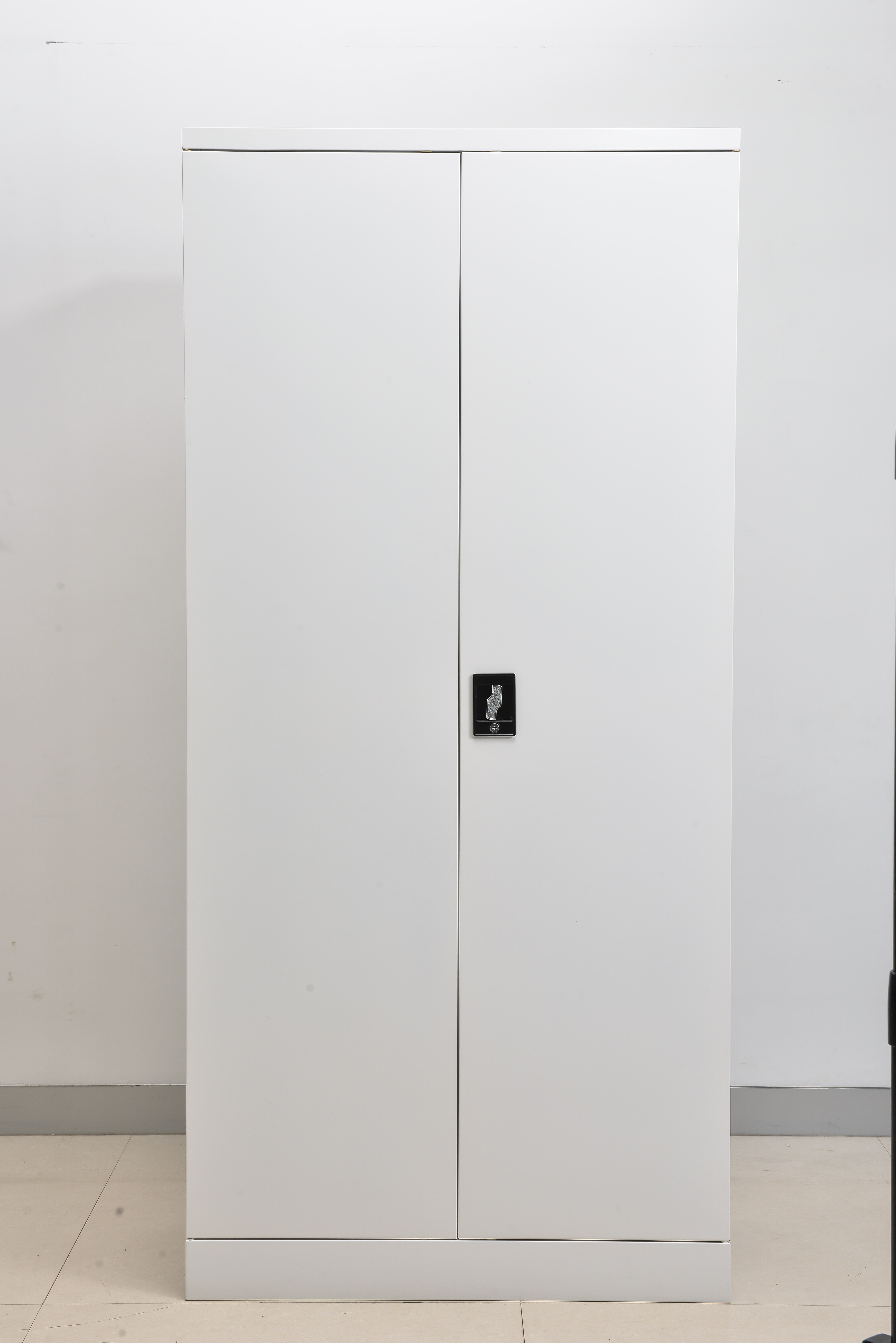 “STEEL – TEC” METAL STORAGE CABINET (FULLY ASSEMBLED) - Techno Office ...